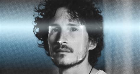 Как иностранцу оформить сим карту в России новые правила