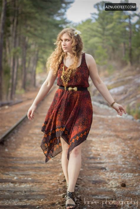 Adelle Drahos Feet Aznudefeet