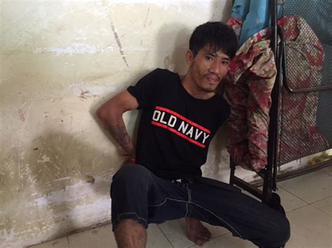 ឃាត់ជនសង្ស័យម្នាក់ក្នុងចំណោមគ្នា២នាក់បន្ទាប់ពីផ្លោះរបងចូលក្នុងសាលារៀនអាមេរិកកាំងប្រ៊ីជ