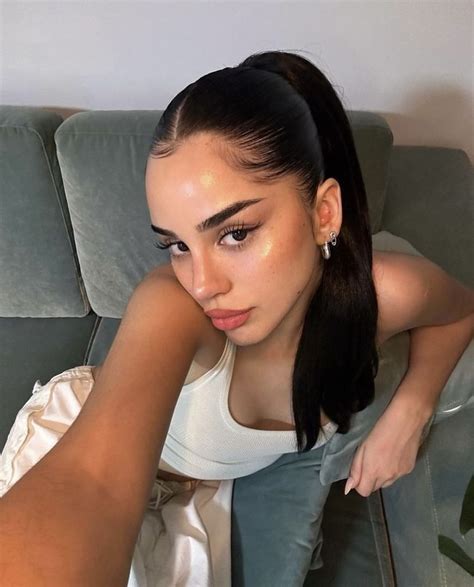 Pin On M💘 Sleek Hairstyles Long Hair Styles Hair Styles