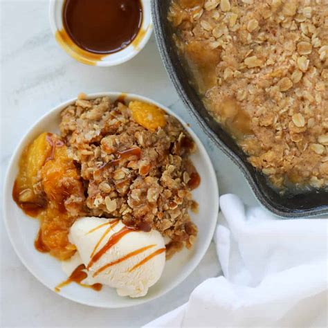 Easy Peach Crisp With Fresh Peaches Whole Lotta Yum