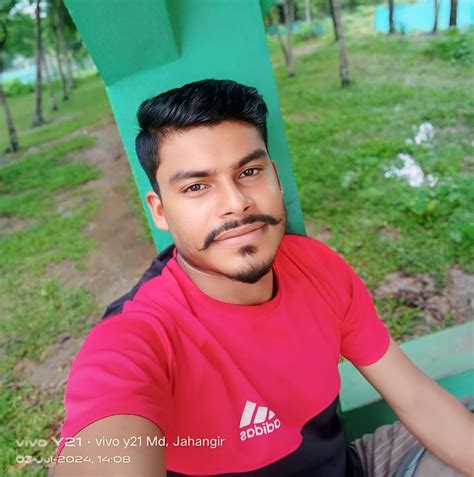 চাইনা স্বপ্নের ভালোবাসা