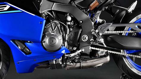 Yamaha Yzf R9 Affordable Ducati Panigale V2 Alternative