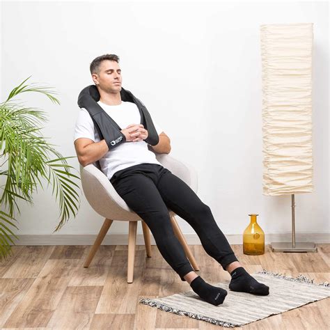 Mondo® Neck Shoulder Back Massager 2021 New Model Multidirectional Shiatsu Massage