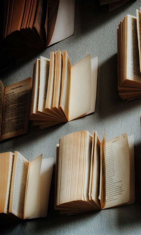 92 178 Fotos Y Imágenes De Imagenes De Libros Gratis · Banco De Fotos