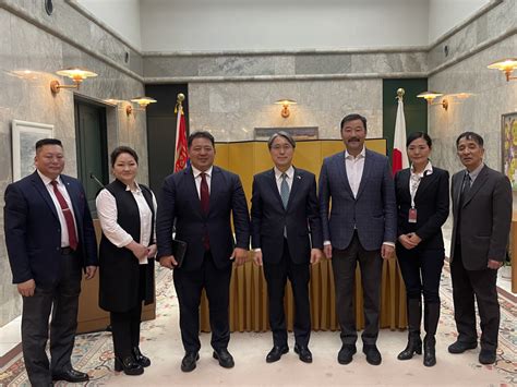 “Өвсний үндэс Хүний аюулгүй байдлыг хангах буцалтгүй тусламж” ийн төслийн гэрээнд гарын үсэг