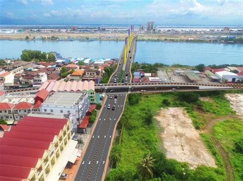 សម្តេចតេជោ ហ៊ុន សែន អញ្ជើញបើកការដ្ឋានសាងសង់ស្ពានអាកាសថ្មីនៅផ្លូវជាតិលេខ៥ ក្នុង ឫស្សីកែវ Phnom