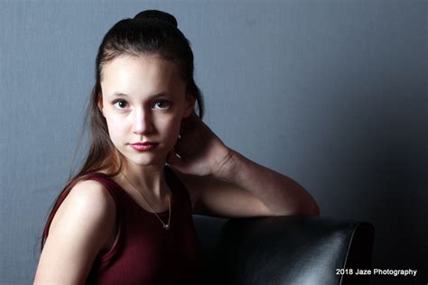 Lila Jaze Modeling