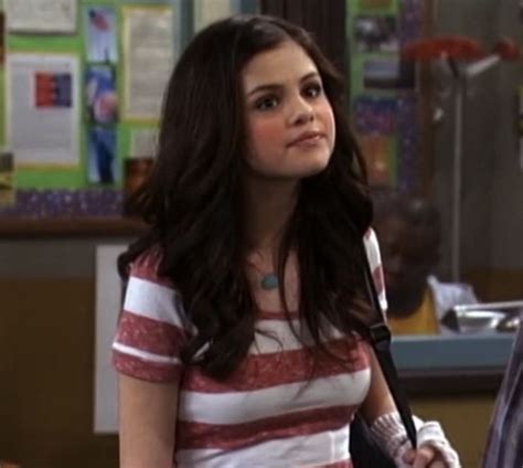 Alex Russo Wizards Of Waverley Place Season 1 Episode 2 Alex Russo