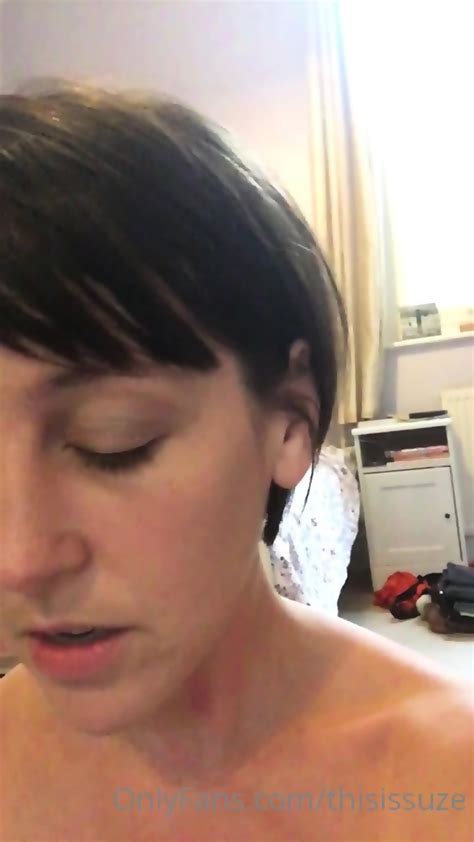 Gorgeous Petite Milf Makeup Gorgeous Petite Milf Makeup