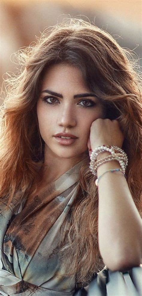 Pin By IdeasDPS On Divas Beauty Girl Prety Girl Beauty