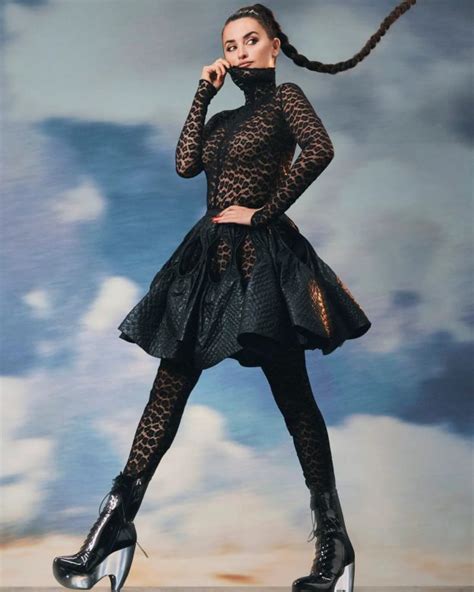 Penelope Cruz Look Amazingly Sexy On The Vogue 2022 Pages 8 Photos