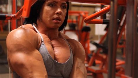 Rene Campbell Muscle Girls Bodybuilding Workouts Delts