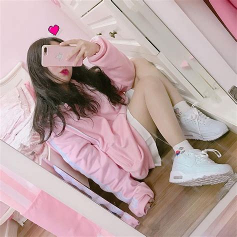 Pin de Nguyệt en Axxx