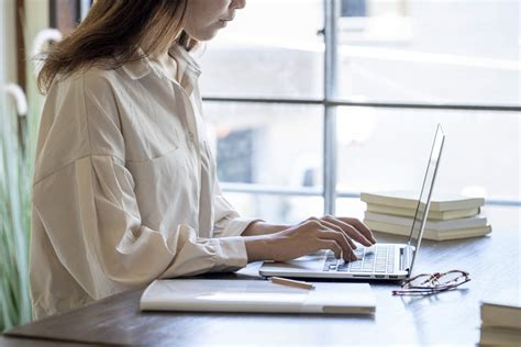 女性が経済的に自立すべき理由｜離婚や産休などの局面を乗り越えるカギは「手に職」 Cheup