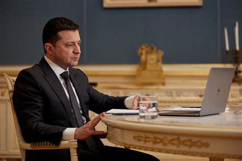 Гібридна війна проти України ведеться у різних напрямках і протидіяти їй треба не менше аніж