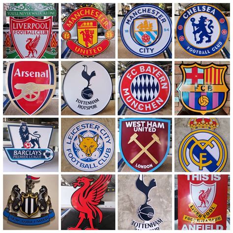 โลโก้พลาสวู้ด ฟุตบอล