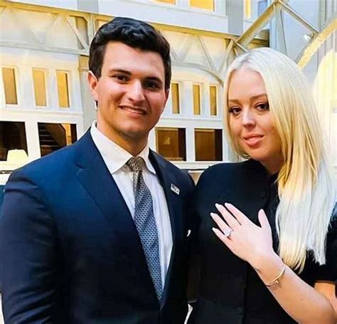 انگشتر نامزدی زیبا و گران قیمت تیفانی دختر ترامپ خواندنی ها