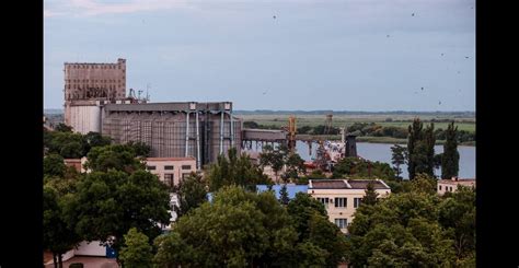 Вооружённые гранатомётом диверсанты напали на РОВД в Херсоне