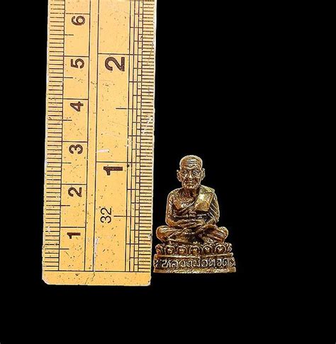 รูปหล่อหลวงพ่อทวด รุ่นเพชรพนมวัง ถ้ำเพชรพนมวัง จ สุราษฎร์ธานี ปี2539 Ennxo