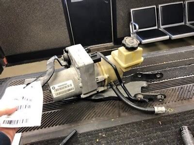 2011 2014 Dodge Challenger Power Steering Pump Oem Ebay