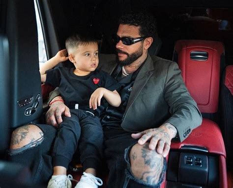 Тимати подарил сыну Ратмиру настоящий автомобиль