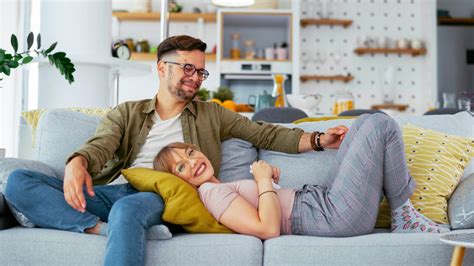 11 Behaviors Of A Husband Who Truly Loves His Wife Yourtango