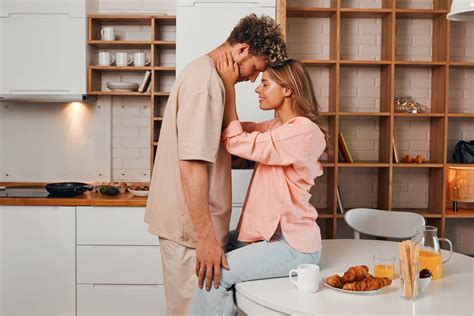 How To Be More Physically Affectionate In A Relationship Forgetting