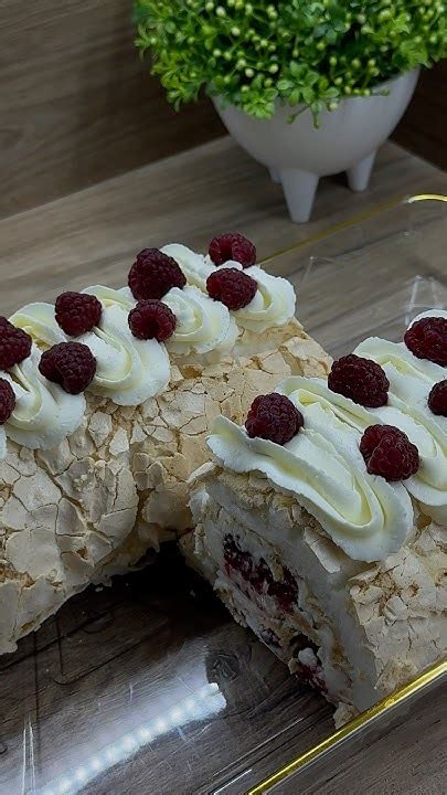 Один из любимых десертов🥹Раньше всегда думала что меренговый рулет тяжело готовить🤔Как я