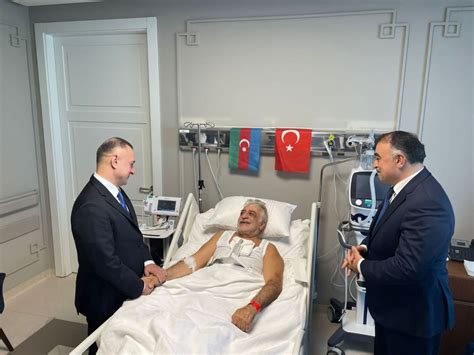 Министр здравоохранения Азербайджана навестил попавшего в ДТП Шамиля Айрыма ФОТО Turkicworld