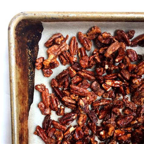3 Ingredient Roasted Maple Pecans Recipe