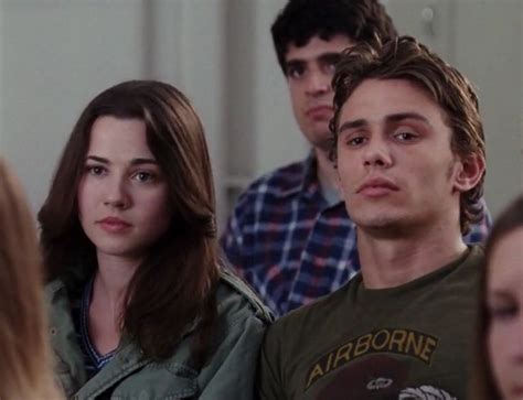 Pin By Aqsa On Freaks Geeks Freeks And Geeks Freaks And Geeks Lindsay Weir