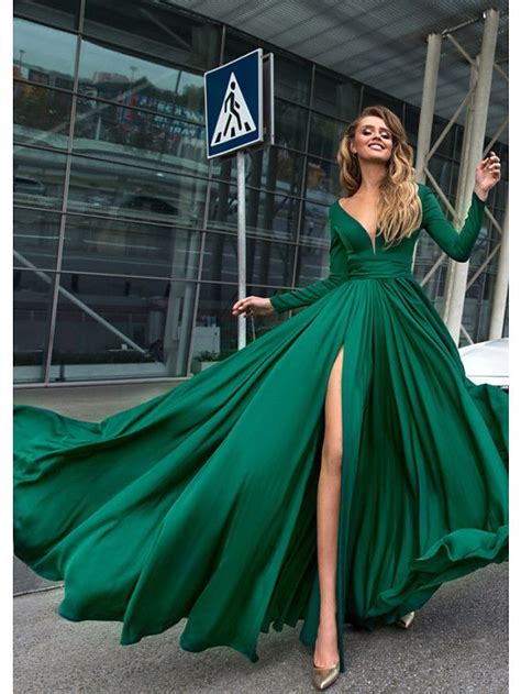 9 Tenues And Couture Idées Shabiller à Enregistrer Aujourdhui Mode Femme Robe Chic Et Bien