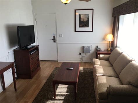 Navy Hotels For Tdy And Leisure Lodging Navy Gateway Inns And Suites