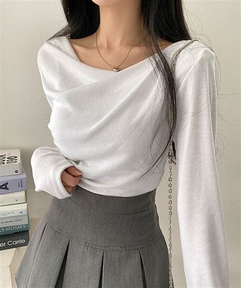 셔링티 봄 가을 간절기 데일리룩 데이트룩 캠퍼스룩 파티룩 셔링디테일 10대 20대 3color 에이블리