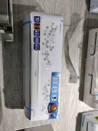 Lloyd Split Ac Ton Star At Near Hanuman Circle Alwar ID