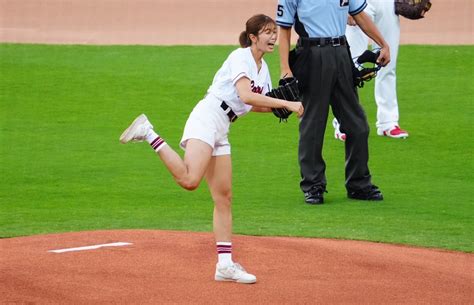 問題 稲村亜美開球98暴投 Baseball板 Disp Bbs