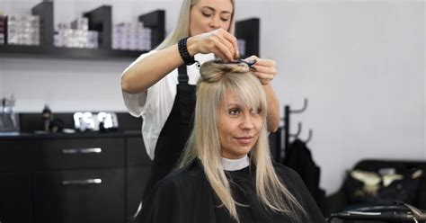 Какая женская омолаживающая стрижка делает образ элегантным и совершенным — Разное