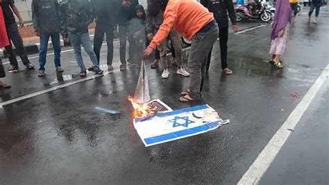 Api Islam Gelar Aksi Boikot Produk Zionist Israel And Bubarkan Laskar