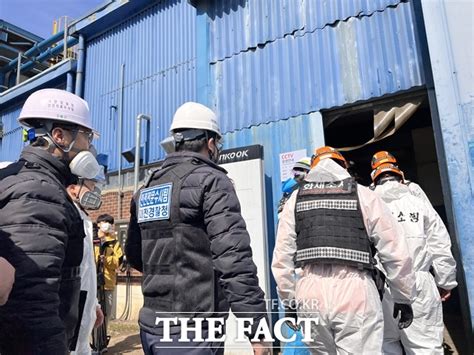 한국타이어 대전공장 화재 합동감식…공장 구조물 붕괴로 차질 전국 기사 더팩트