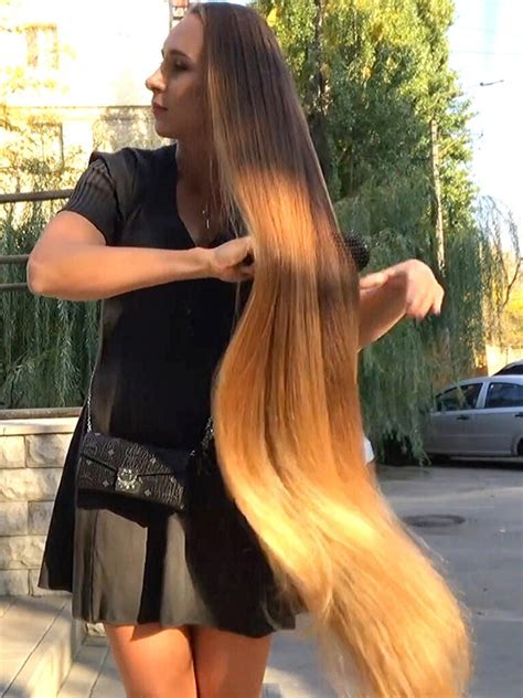 Video Extremely Soft Blonde Hair Play Realrapunzels