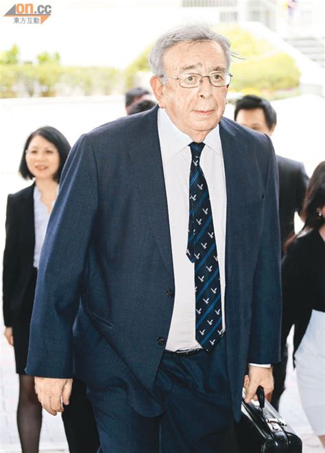 薛偉成迎戰星級大狀 東方日報