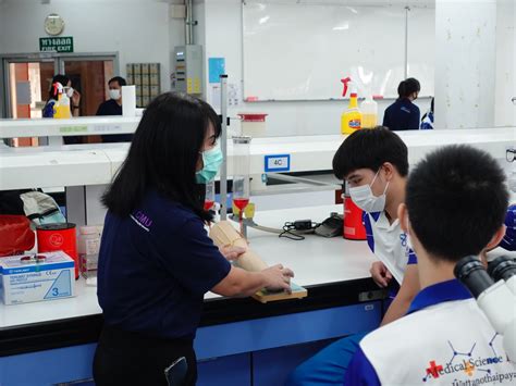 ภาควิชาเทคนิคการแพทย์ เปิดบ้านต้อนรับ อาจารย์ และนักเรียนชั้นมัธยมศึกษาตอนปลาย จากโรงเรียนวัฒโนท