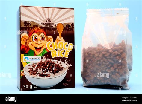 CROWNFIELD Cereals Sold By LIDL Supermarket Chain Stock Photo Alamy
