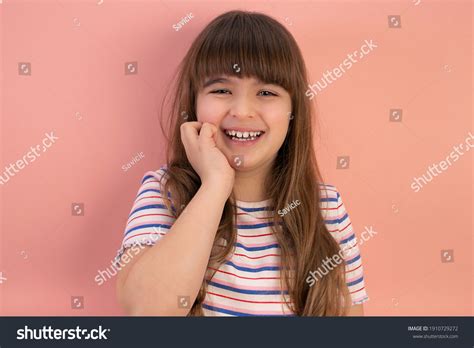 6 Cut Paste Face Body Girl Images Stock Photos Vectors Shutterstock