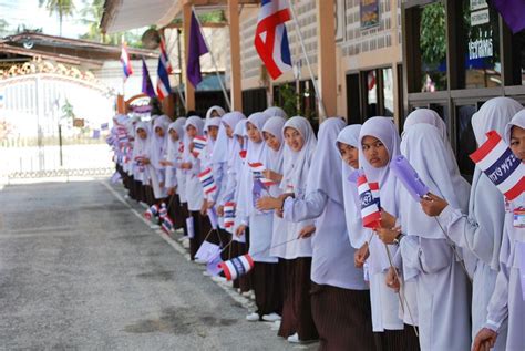 โรงเรียนดรุณศาสน์วิทยา Home