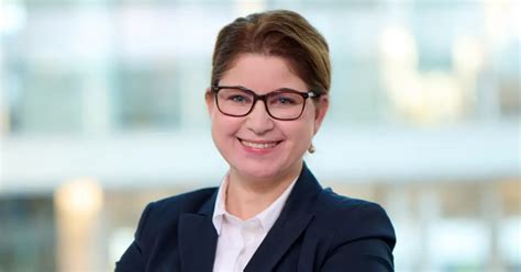 Constance De Calheiros Veloso