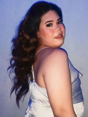 Schöne Ladyboys suchen nach Männern für Dating Freundschaft