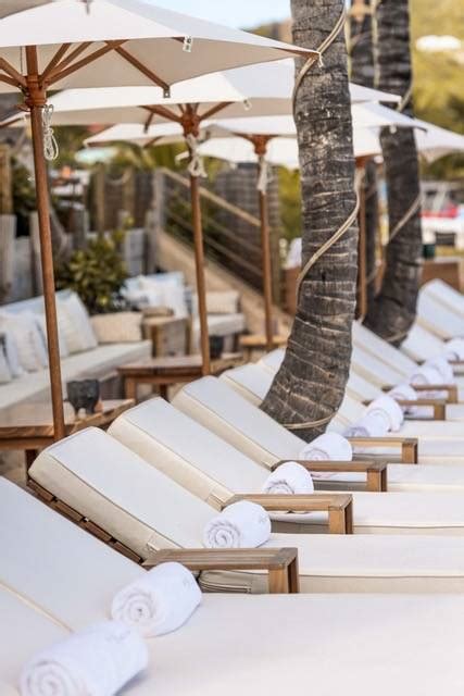Nao Beach Restaurant In St Barts Breakfast Reservations 24 7 Menu Prices Phone
