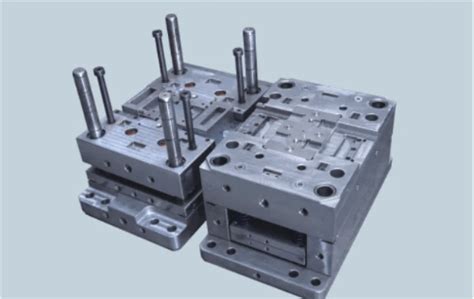 Understanding Flow Line Injection Molding Defects Clear